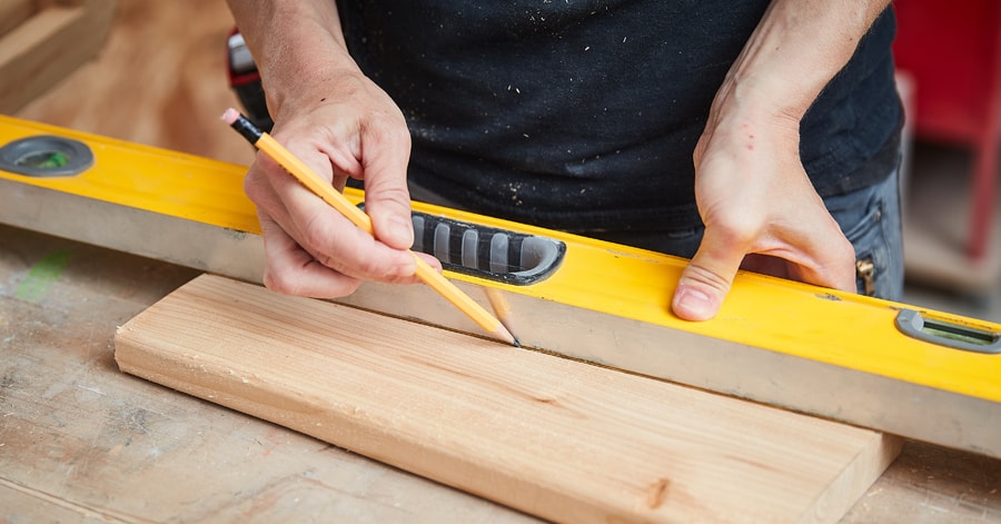 Comment fabriquer une table d’appoint en cèdre | RONA