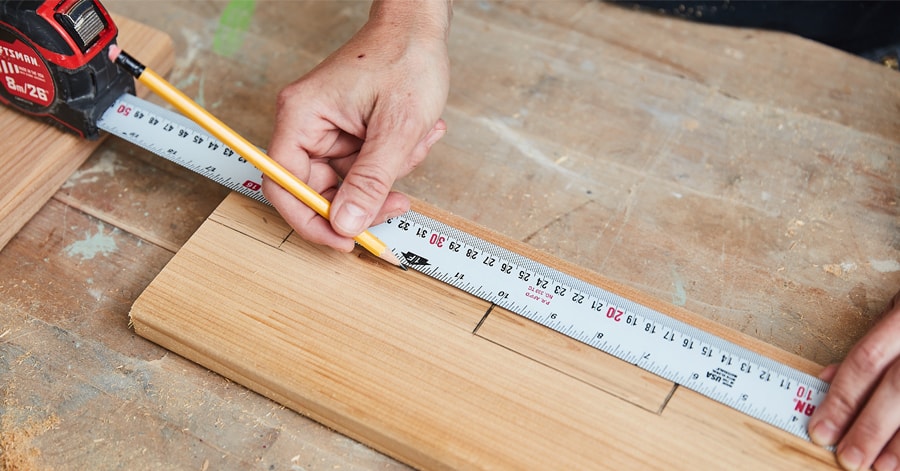 Comment fabriquer une table d’appoint en cèdre | RONA
