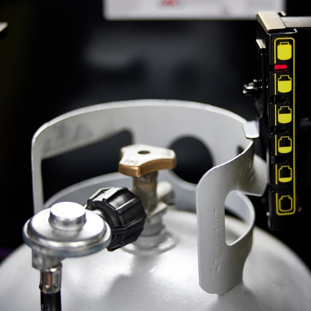 BBQs & Outdoor Cooking – Charcoal Grills, Smoke BBQs, Propane BBQs & More